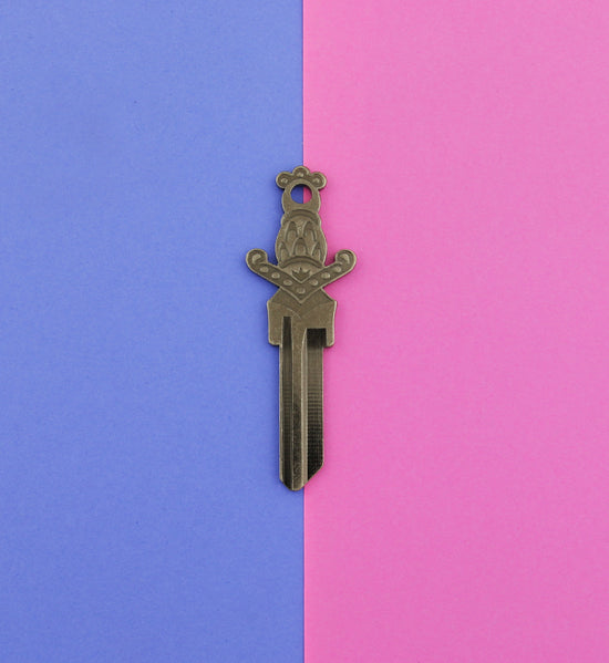 Dagger Key - Silver – CustomKeys.com