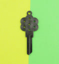 Full Circle Key - KW1 Silver/Gold – CustomKeys.com
