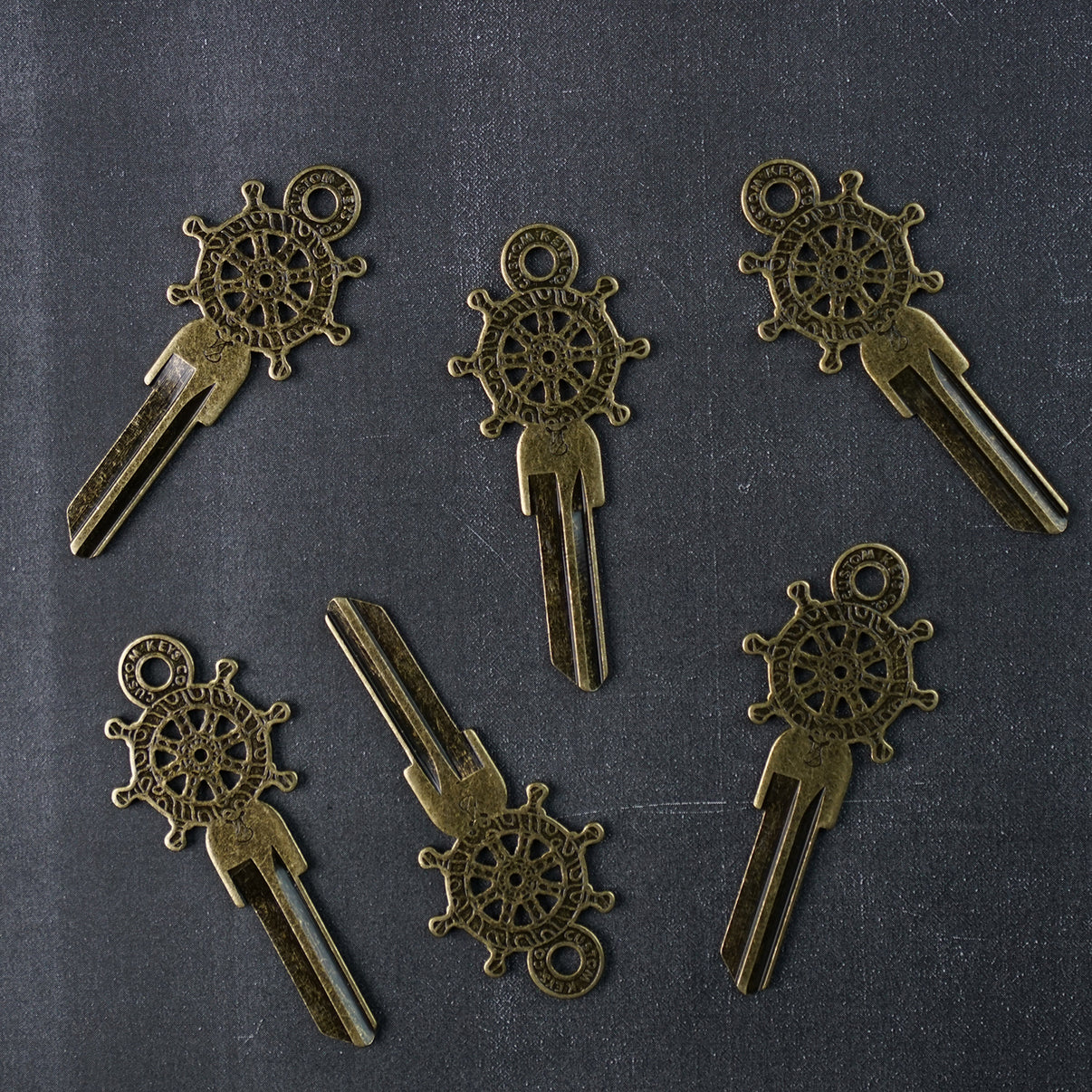 The Navigator Blank SC1 Key – CustomKeys.com