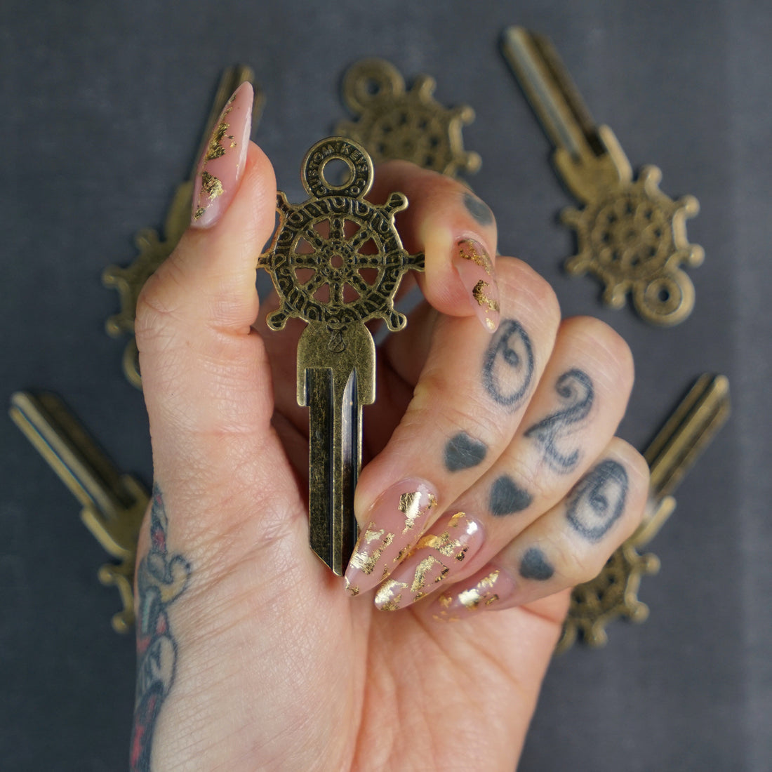 The Navigator Blank SC1 Key – CustomKeys.com