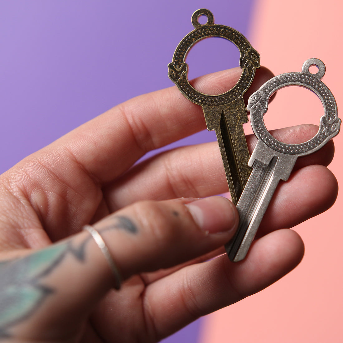 Cannibal Snake Key - Silver KW1 – CustomKeys.com
